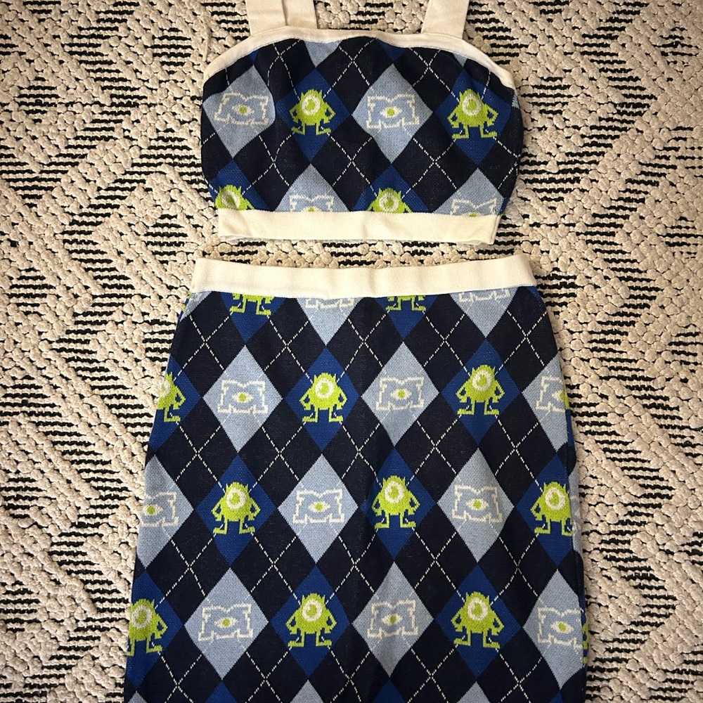 Monster’s Inc & Disney Collab H&M Set - Gem